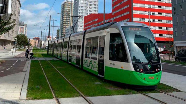 ¡Inaugurado el nuevo tramo del tranvía en Vitoria-Gasteiz ...